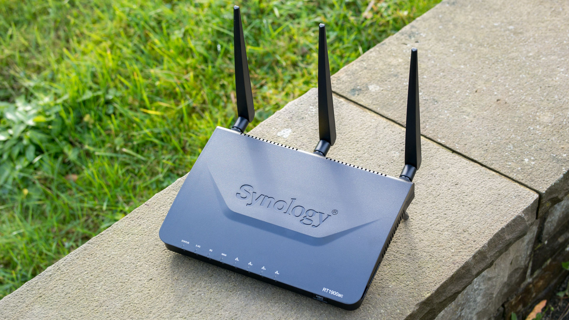 Synologys erster WLAN Router im Test, Synology RT1900ac - Techtest