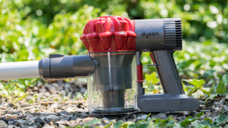 Der Dyson DC62 Akku-Handstaubsauger im Test, kann er einen großen ...