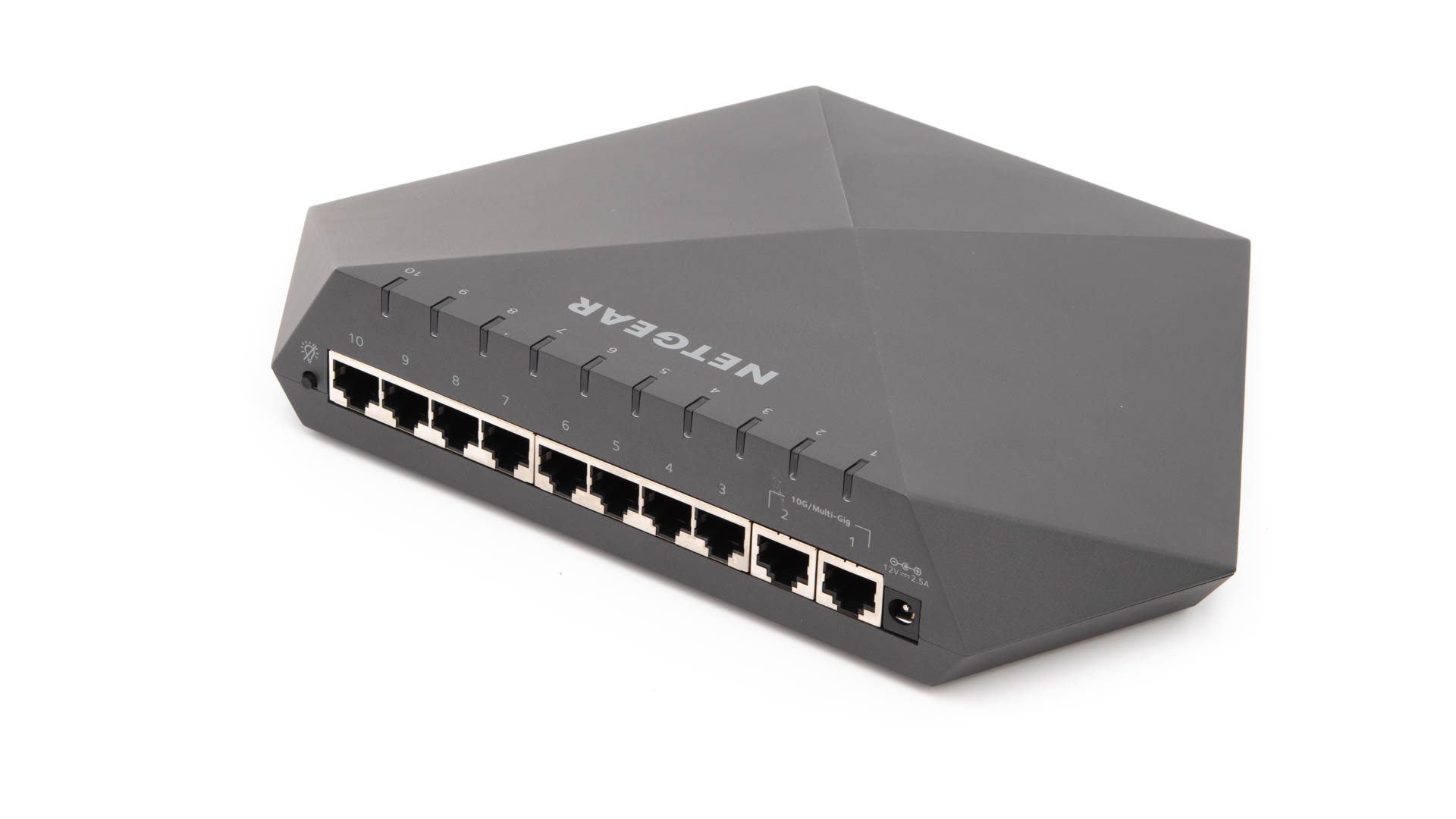 Der Netgear GS800 Nighthawk SX10 Desktop Switch im Test, ein 200 ...