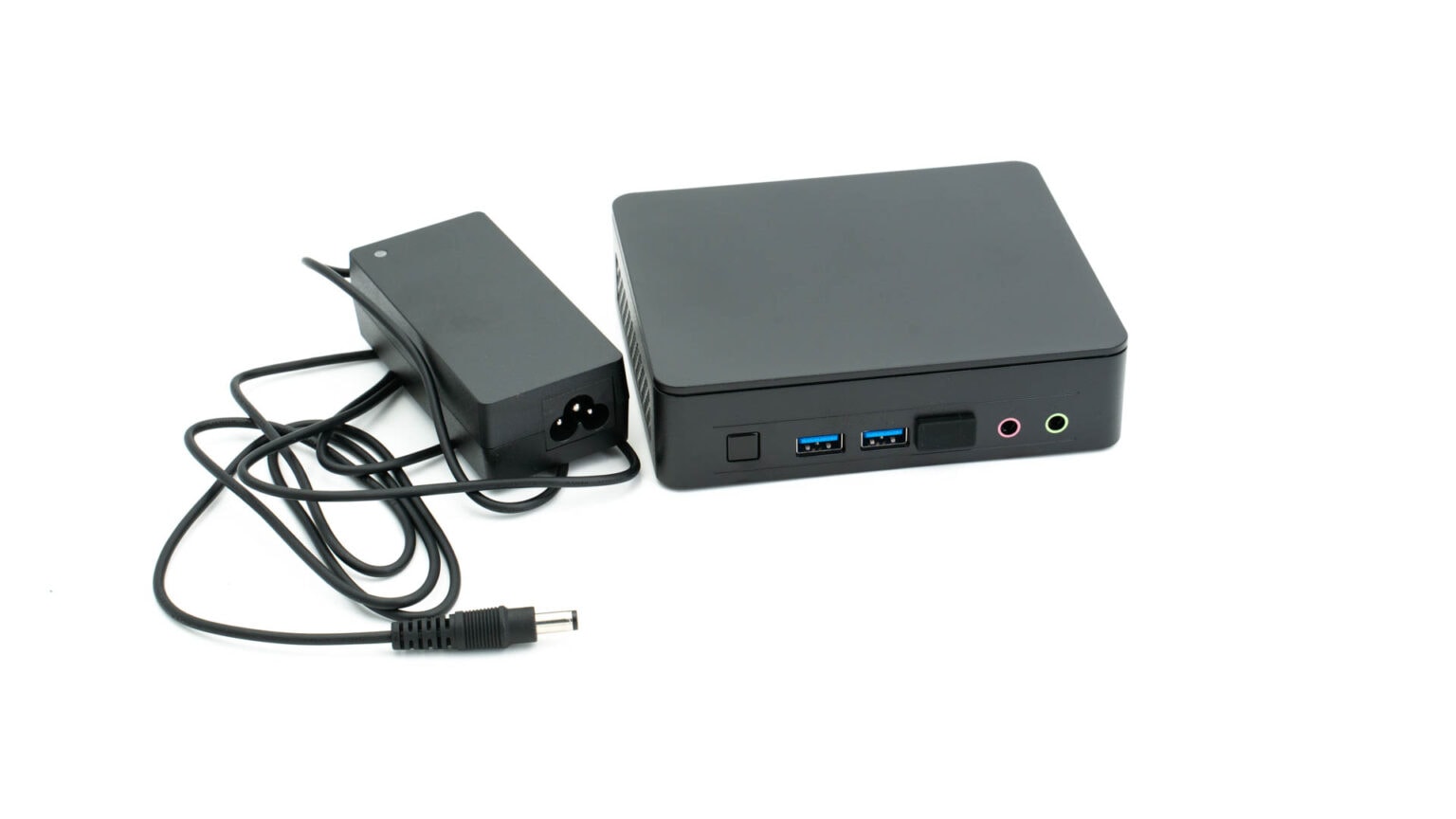Der Intel NUC 11 Atlas Canyon im Test, für unter 200€ ein kompletter PC ...