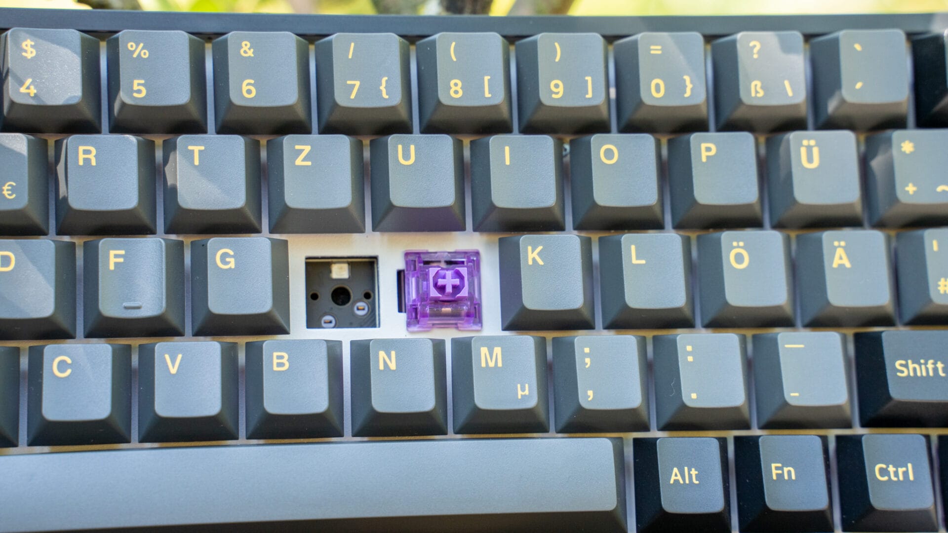 Test: Akko 3068 B Plus, Akkos erste Tastatur mit deutschem Layout ...