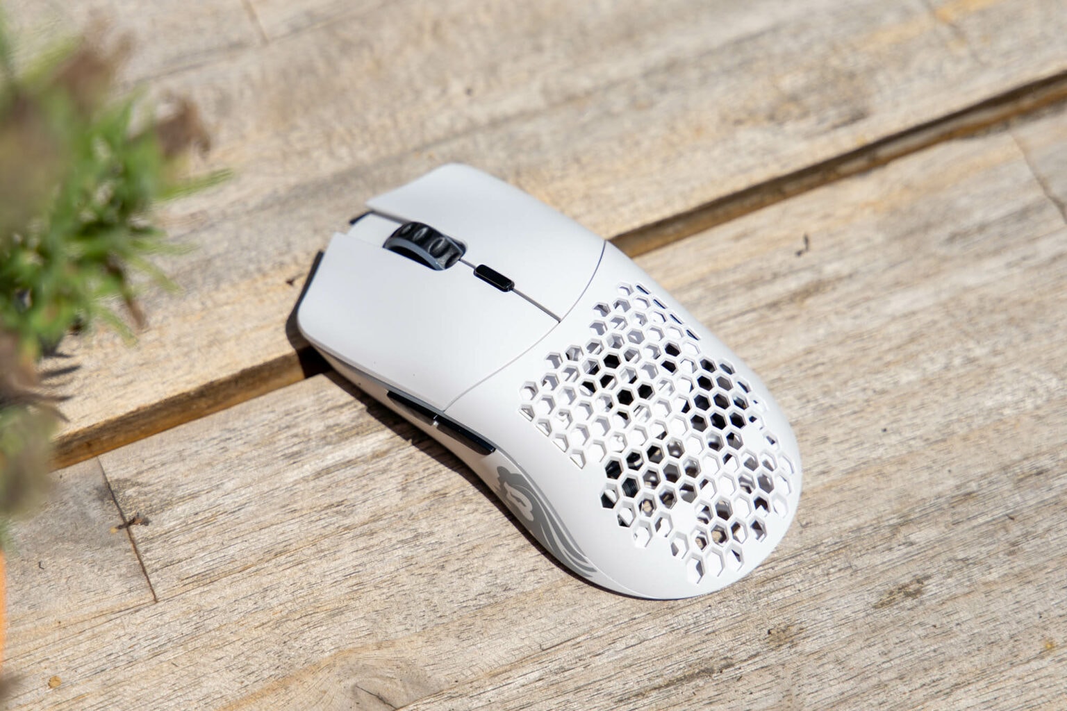 Die Glorious PC Gaming Race Model O Wireless im Test "Editors' Choice ...