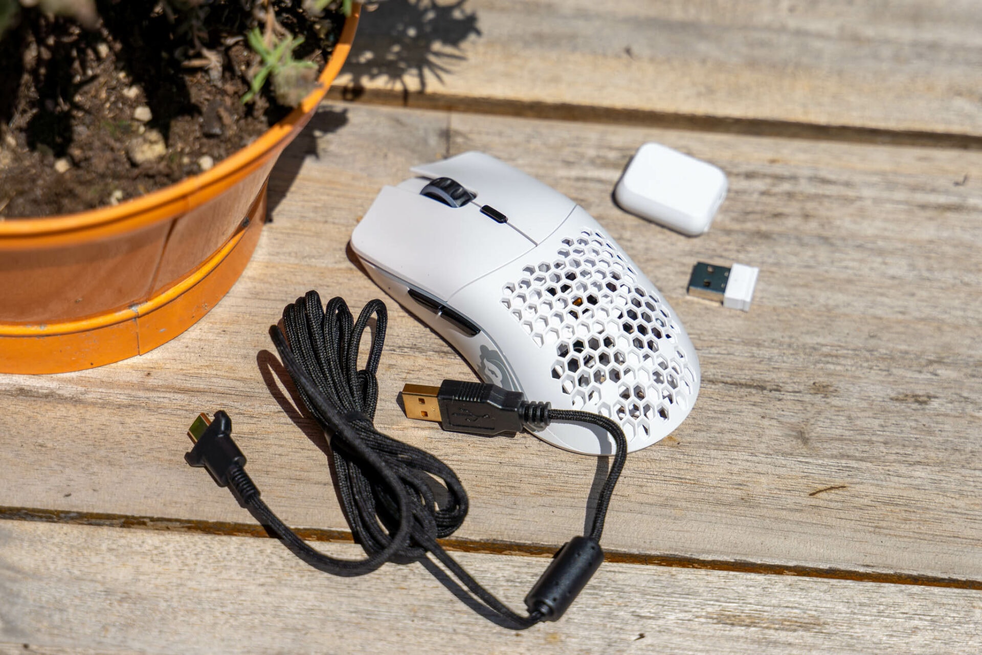 Die Glorious PC Gaming Race Model O Wireless im Test "Editors' Choice ...