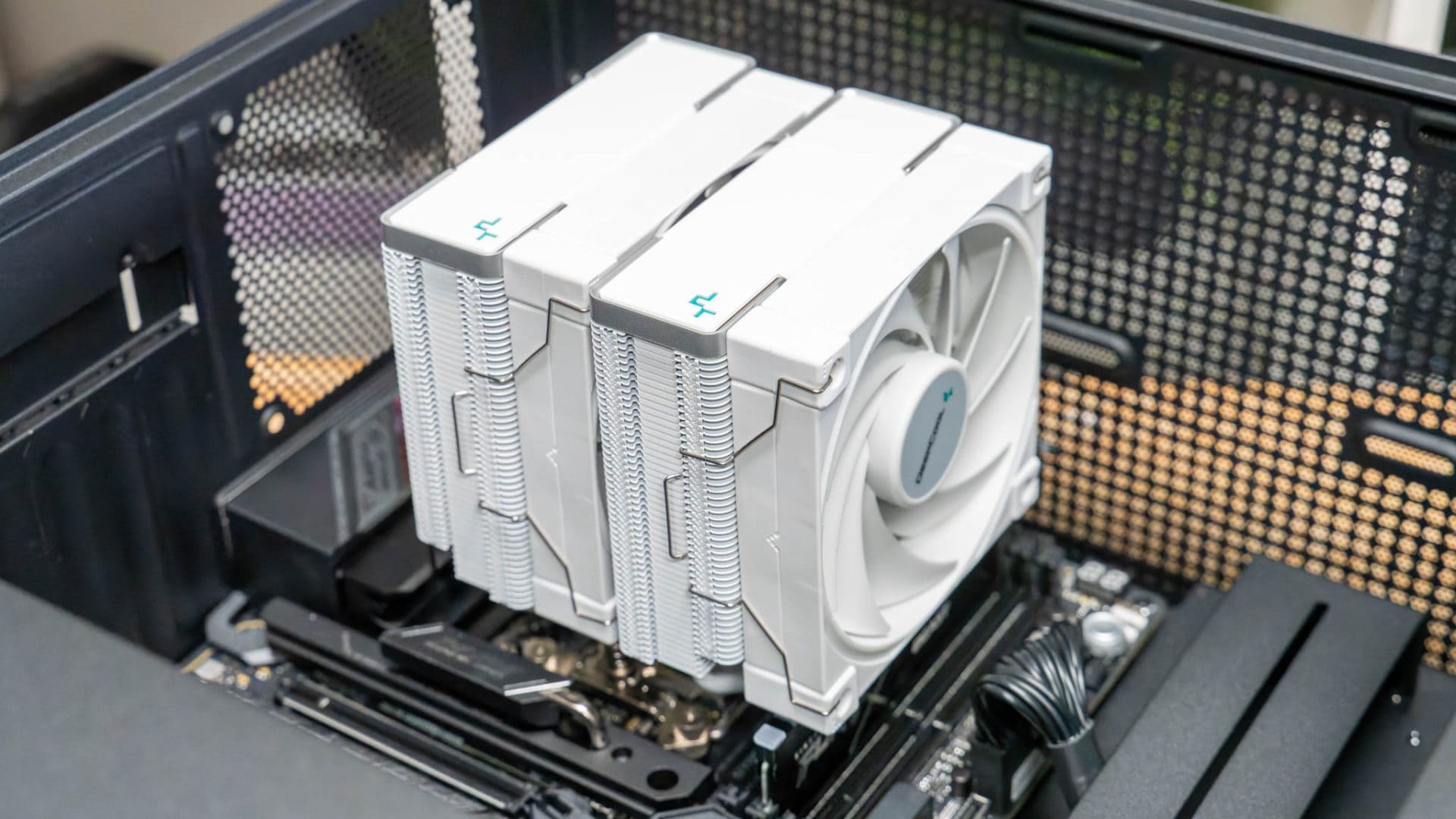 DeepCool AK620 WH und AK400 WH auf AM5 im Test - Techtest