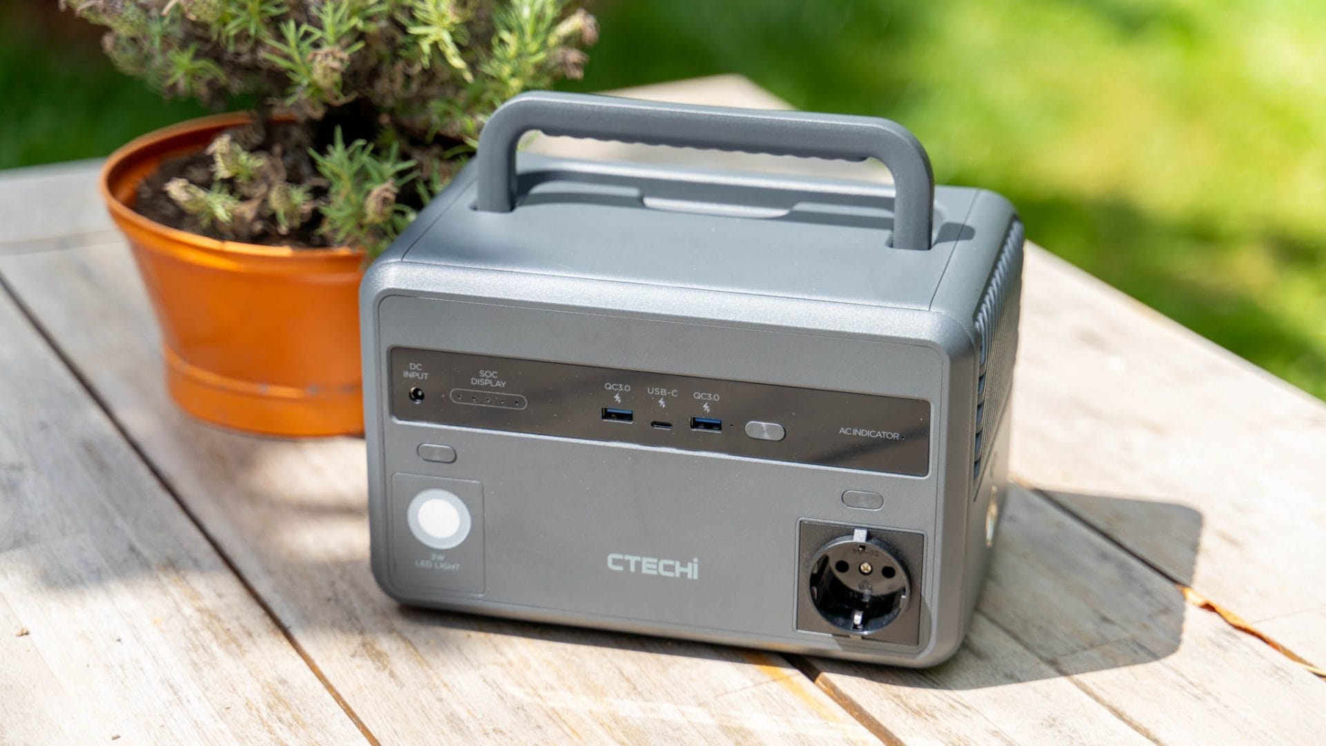Die CTECHi GT300 Tragbare Powerstation 299Wh im Test - Techtest