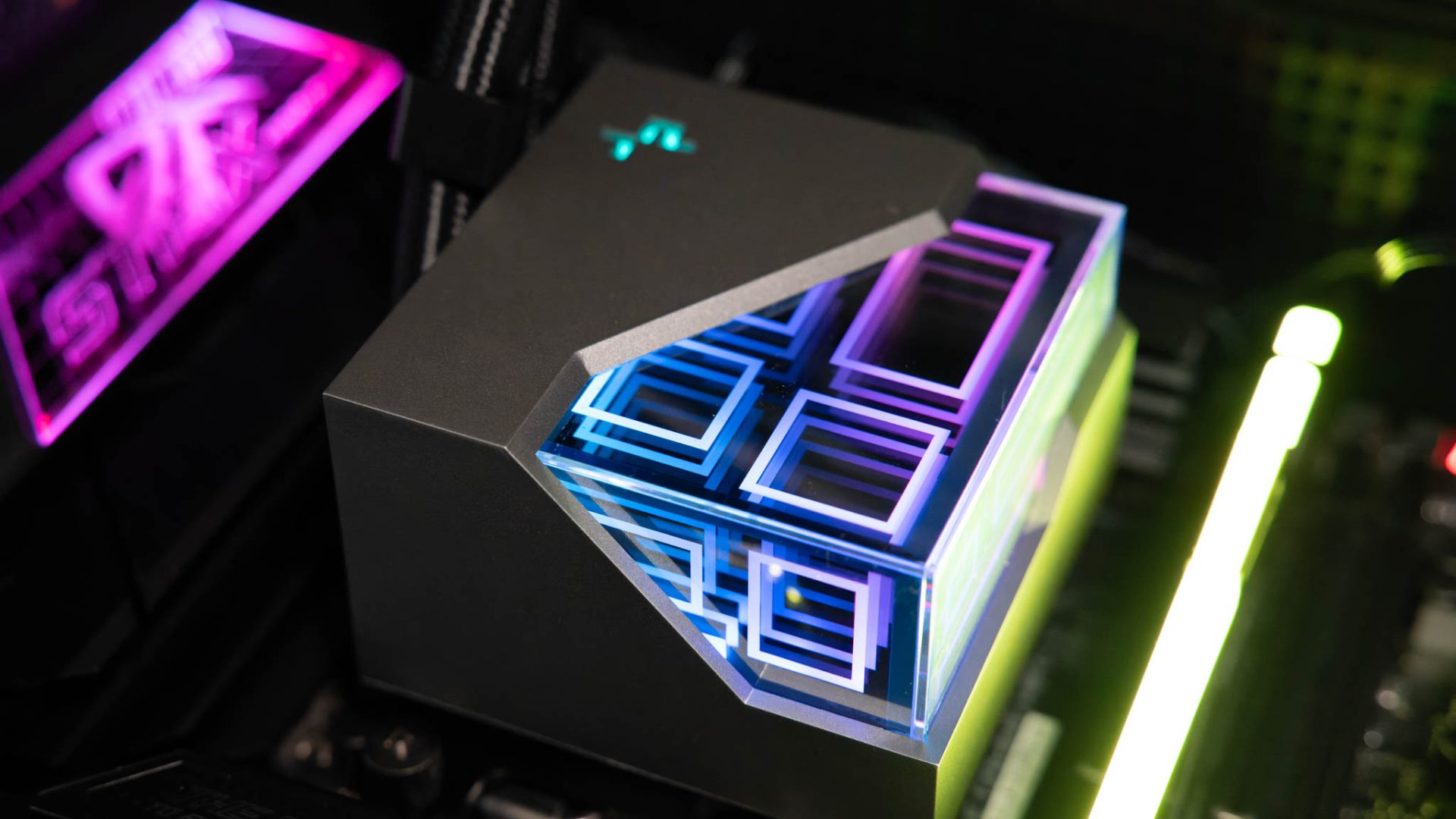 Test: DeepCool LT720, spannendes Design und höchste Leistung im Test ...