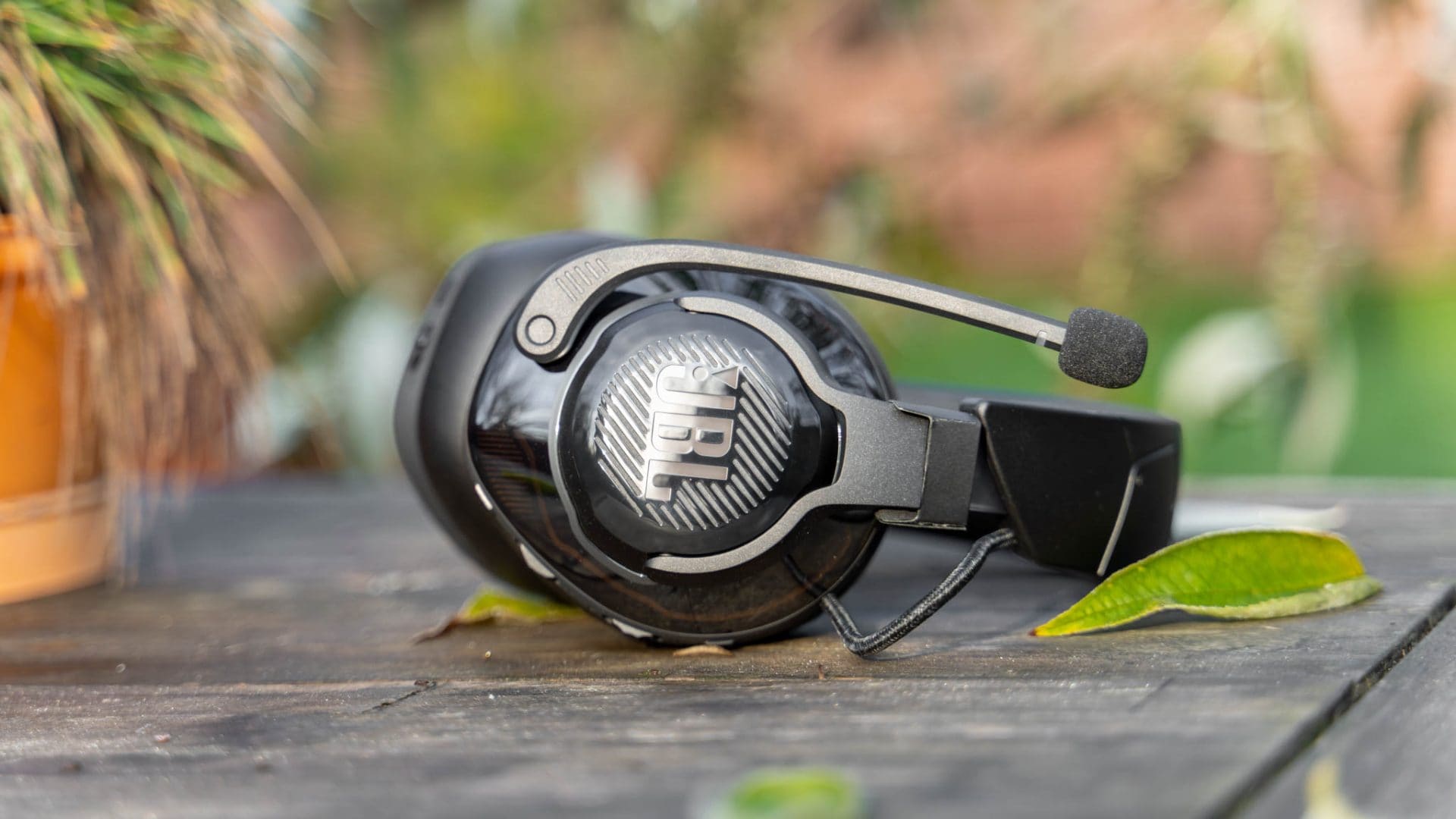 Die JBL Quantum 910 Wireless im Test, Gaming Headset mit herausragendem ...