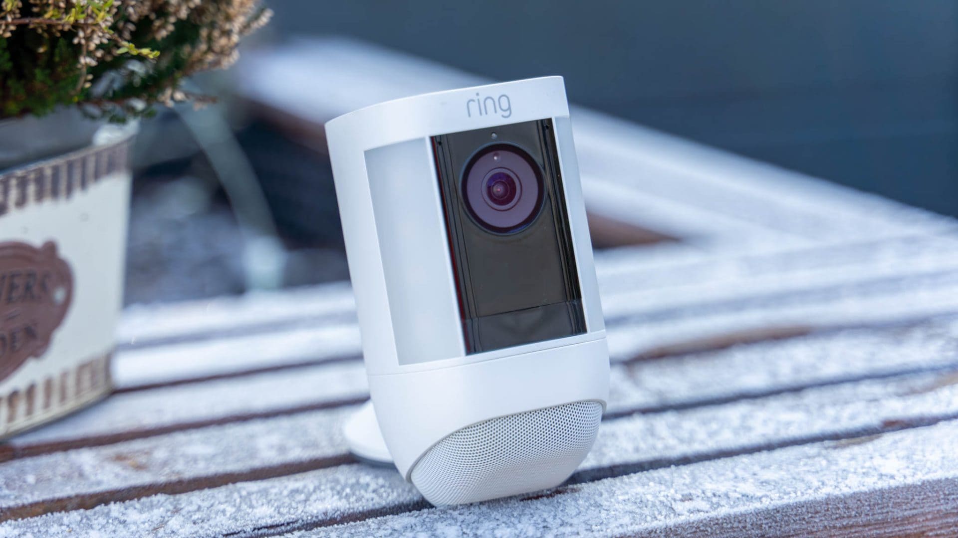 Die Ring Spotlight Cam Pro im Test, mit Cloud aber richtig gemacht ...