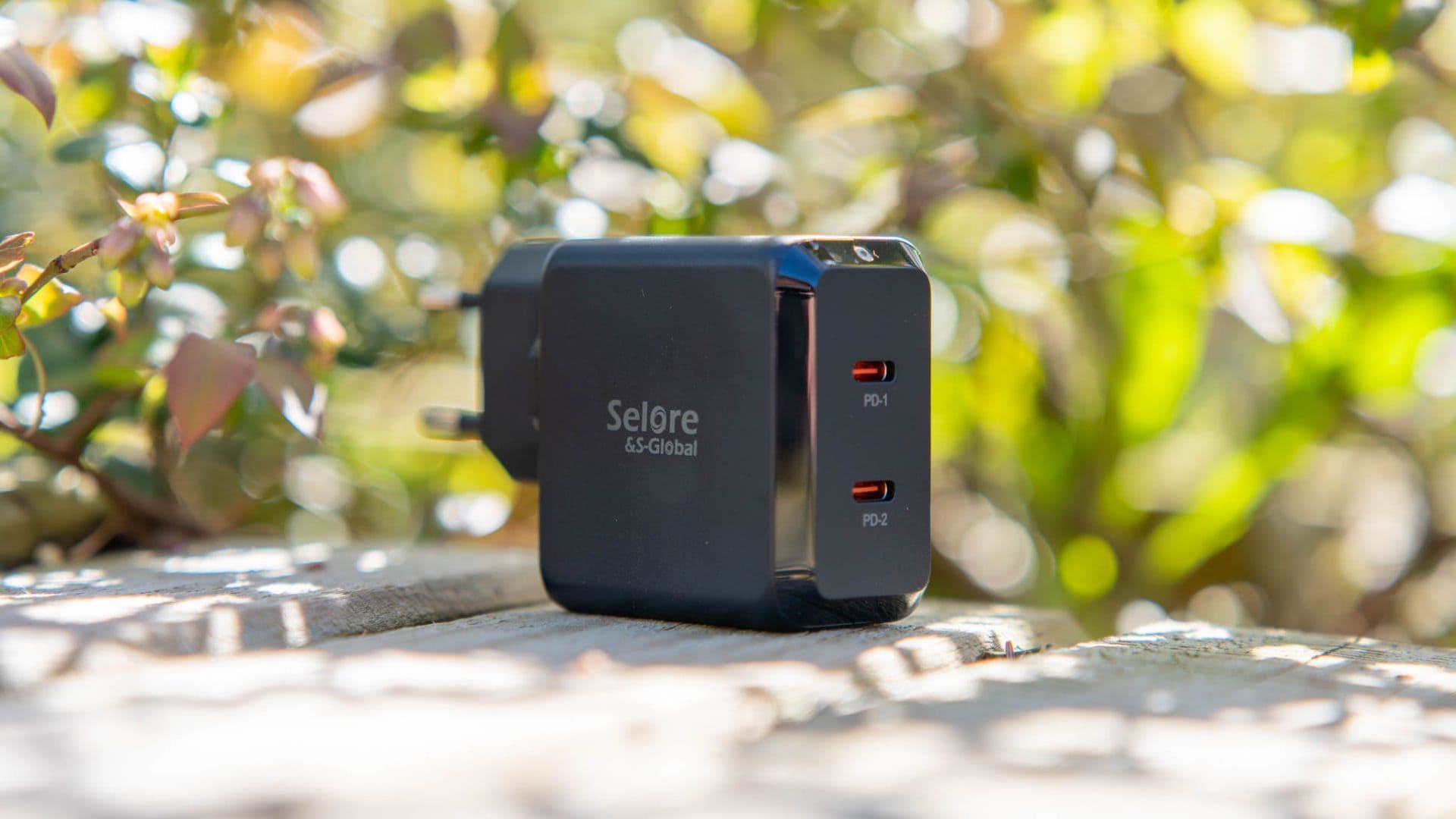 Das Selore&S-Global Selore SL-C001 67W USB C Ladegerät im Test - Techtest