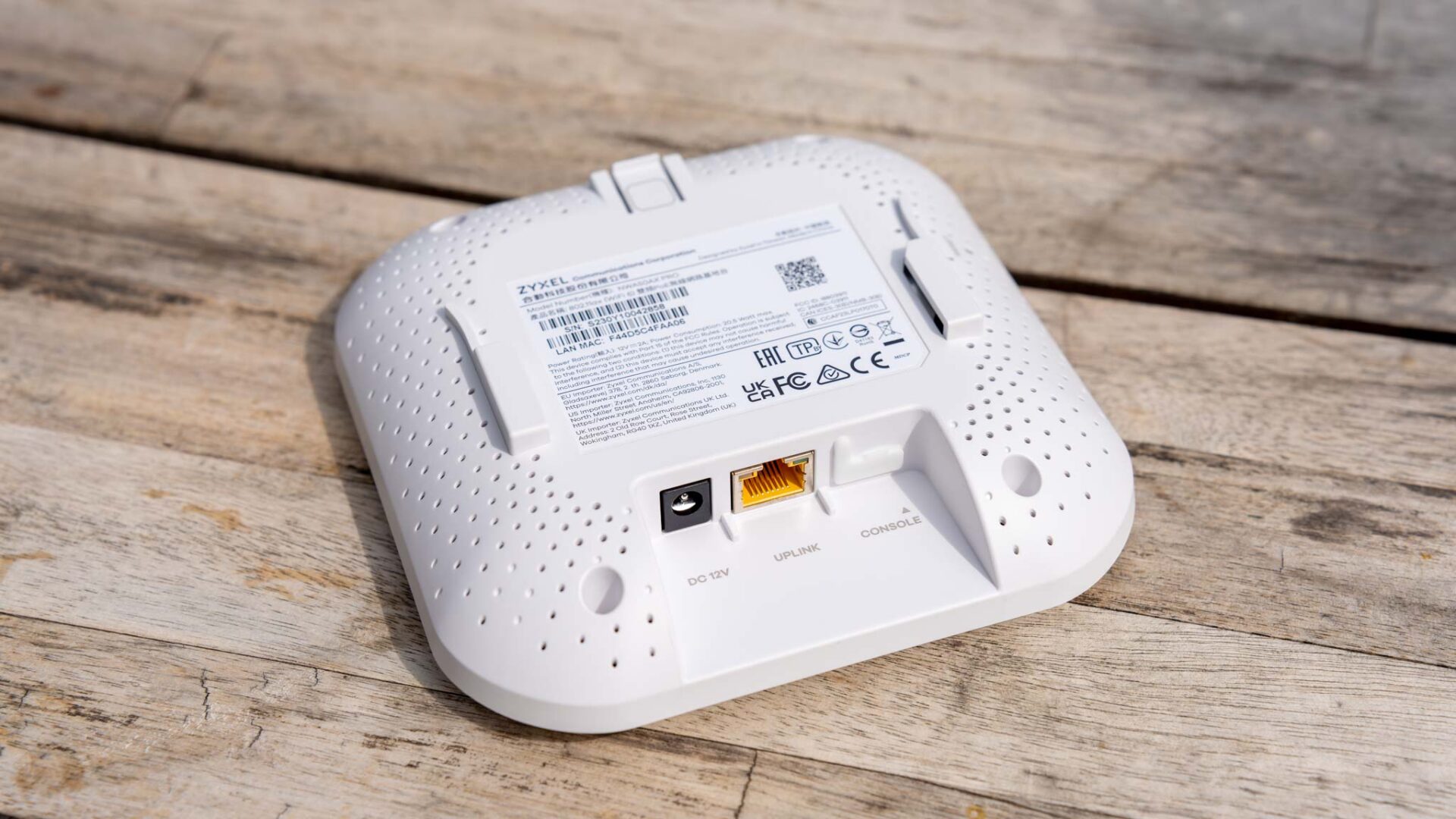 Ein Blick auf die Zyxel Nebula Cloud (und Test des Zyxel NWA50AX Pro ...