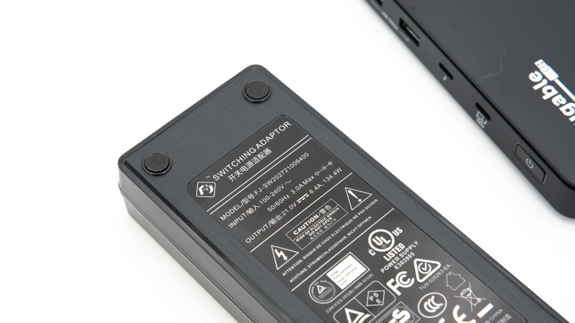 Plugable TBT4-UD5 Dock im Test, ein günstiges und gutes Thunderbolt 4 ...