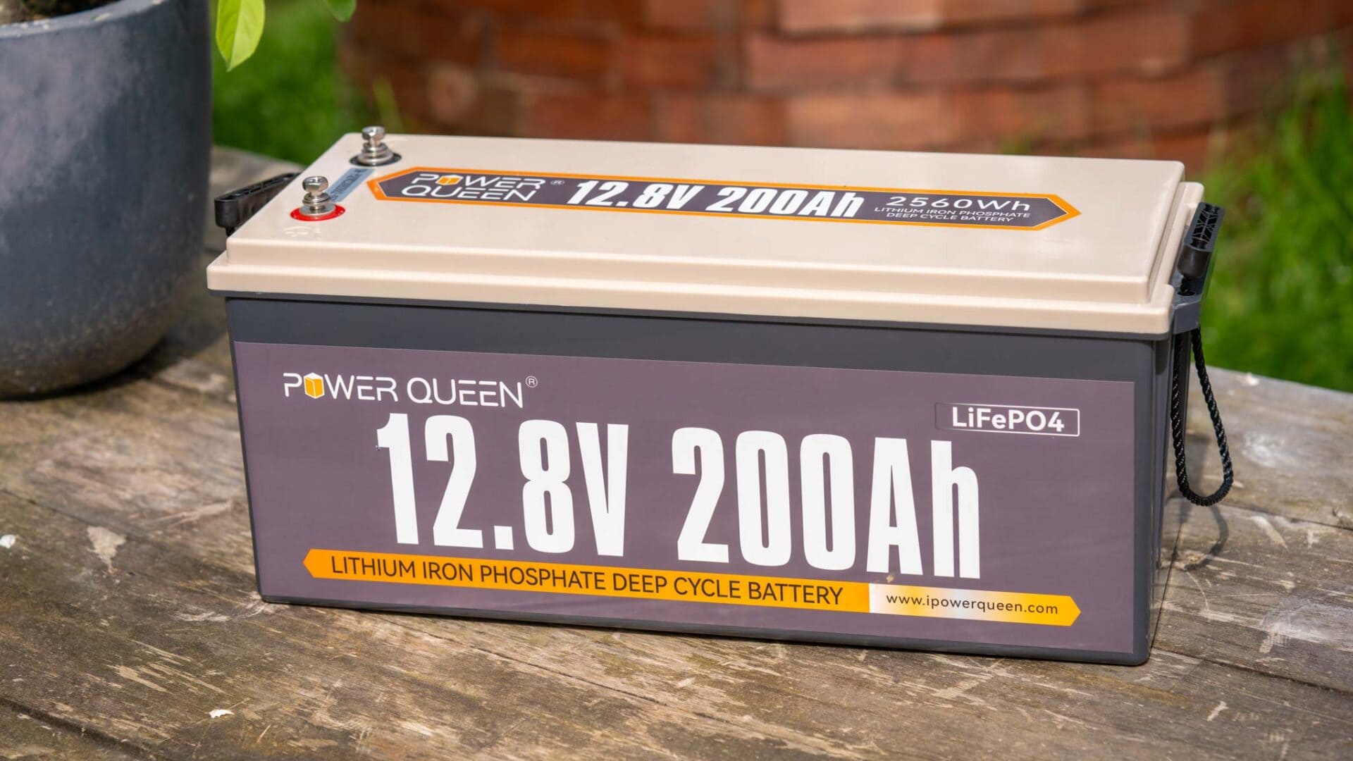 Power Queen 12,8V 200Ah LiFePO4 Batterie im Test, wirklich satte 200Ah ...