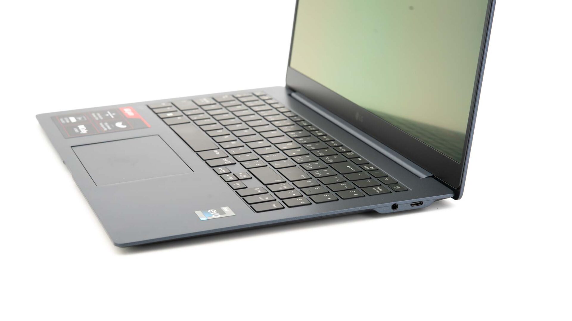 LG gram 15.6" SuperSlim (15Z90RT) im Test: Kompakt, Leicht und ...