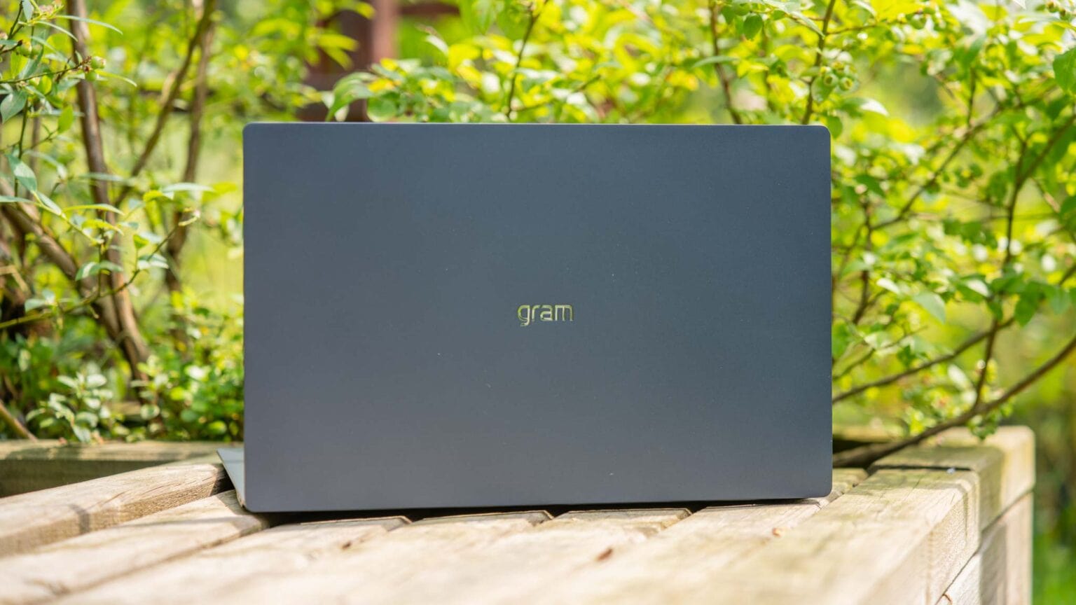 LG gram 15.6" SuperSlim (15Z90RT) im Test: Kompakt, Leicht und ...