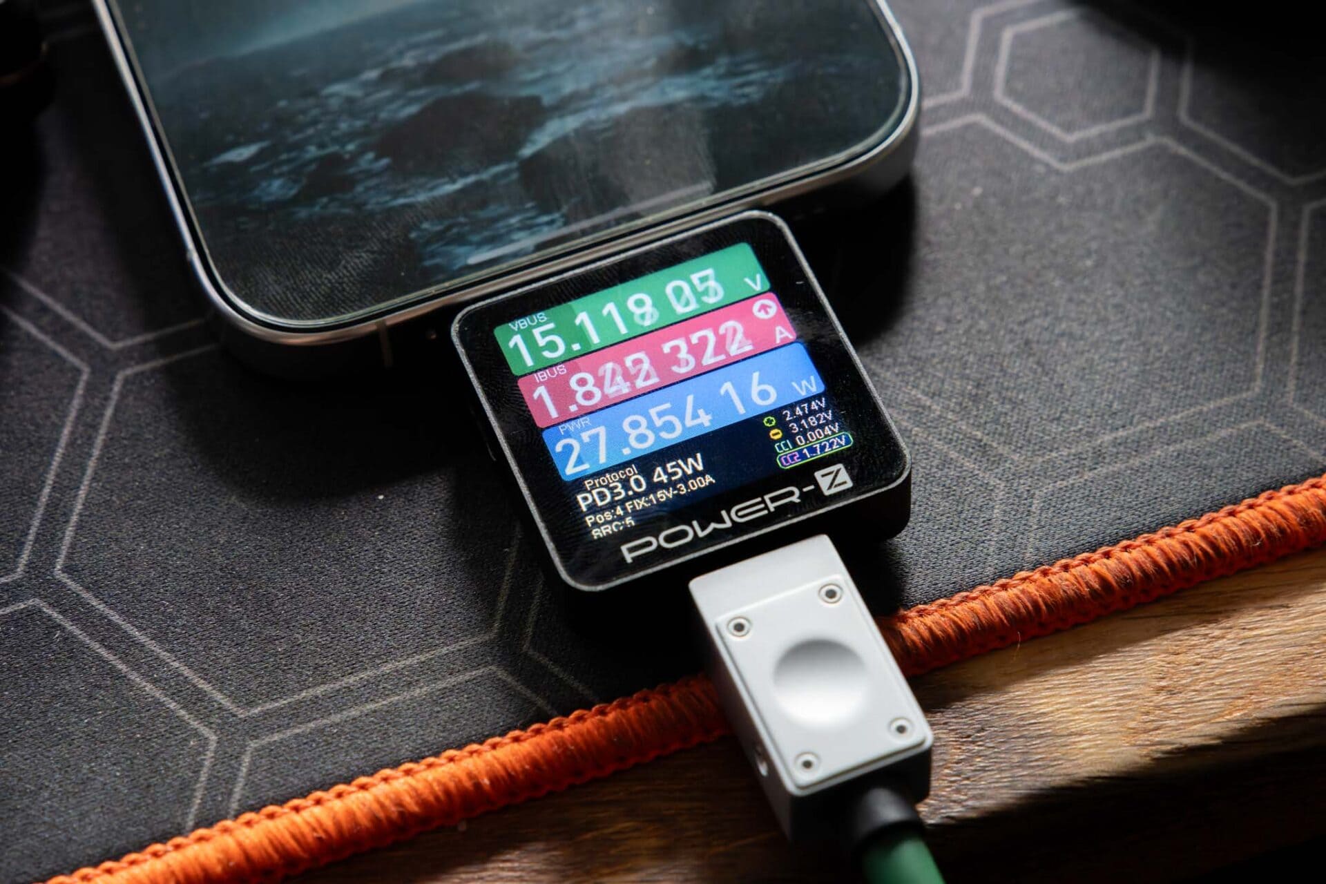 Ladeanalyse: Wie schnell lädt das iPhone 16 Pro (Max) und welchen ...