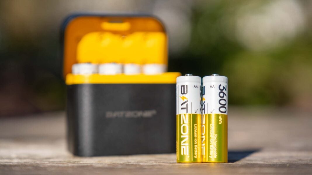 BATZONE Lithium-AA-Akkus im Test: 8er-Pack mit Ladebox! - Techtest