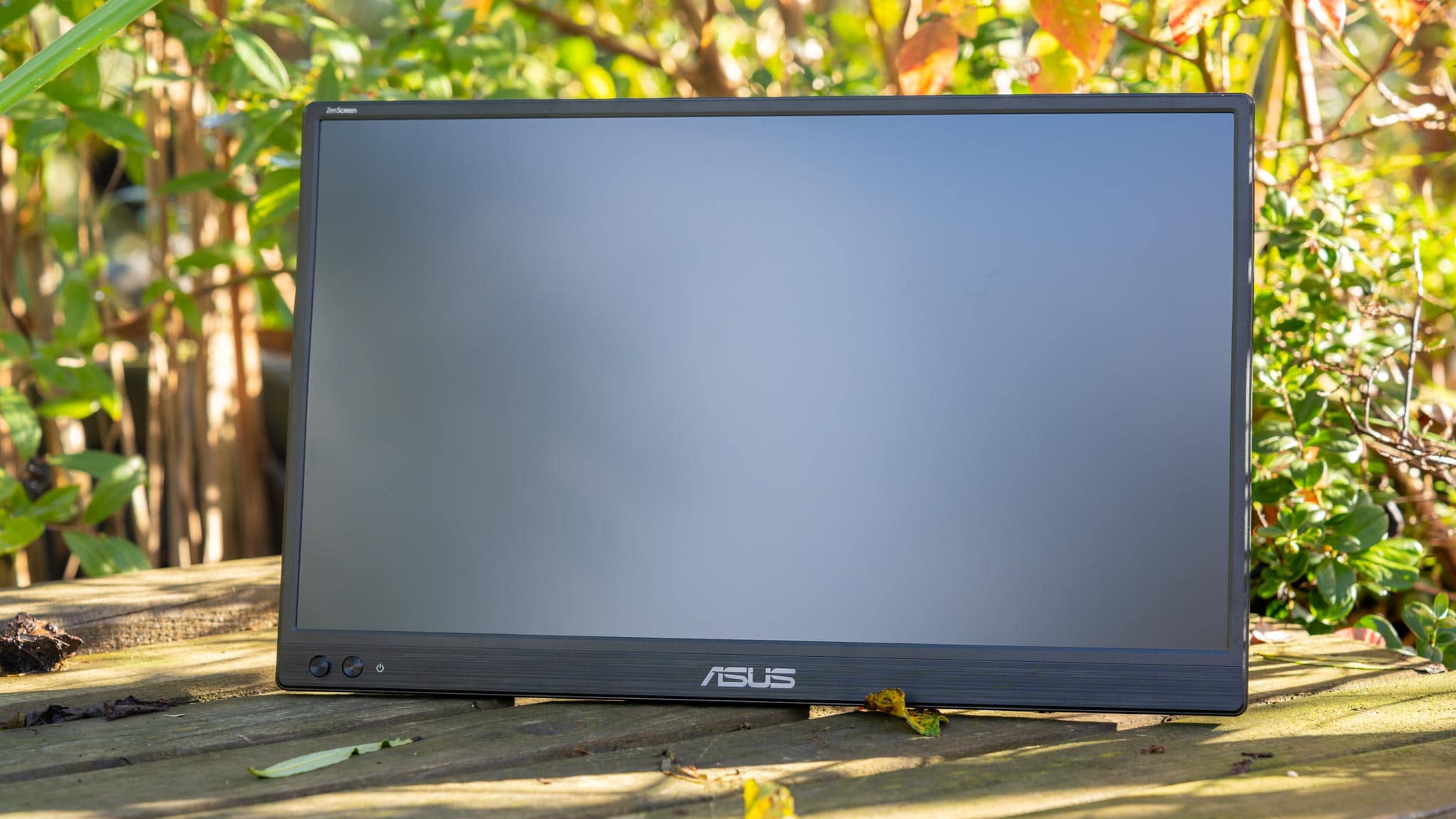 ASUS ZenScreen MB169CK Test: Portabler 15,6 Zoll Monitor für 99€ - Techtest